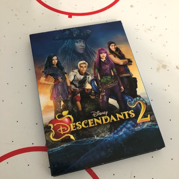Disney | Media | Descendants 2 | Poshmark